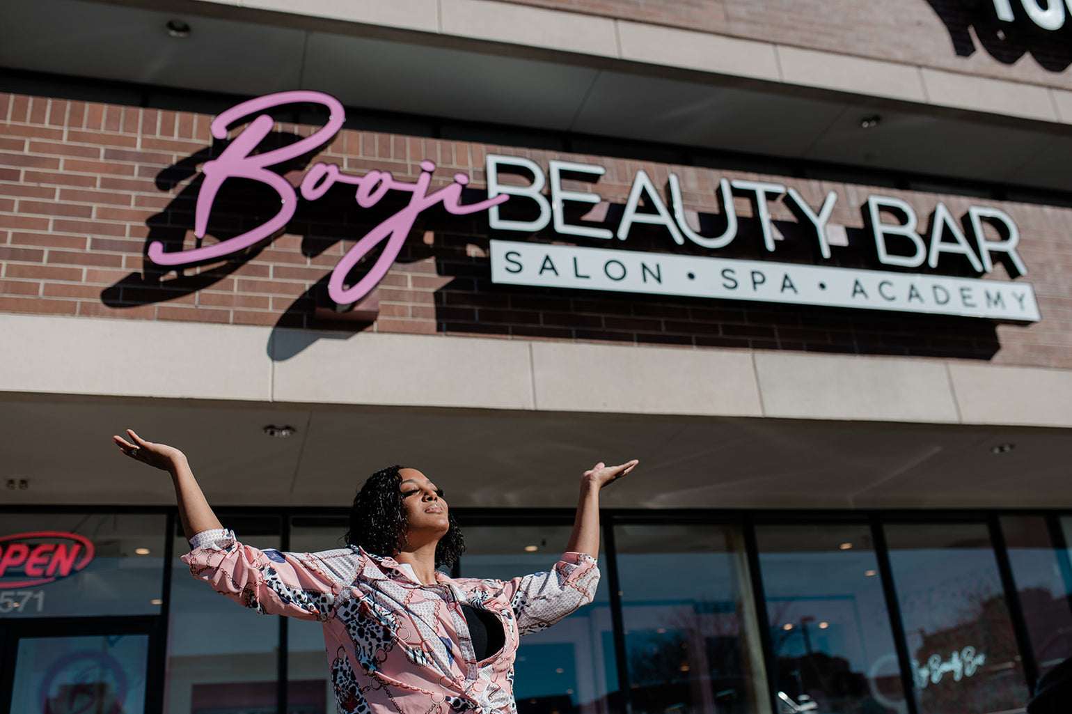 Booji Beauty Bar & Co.